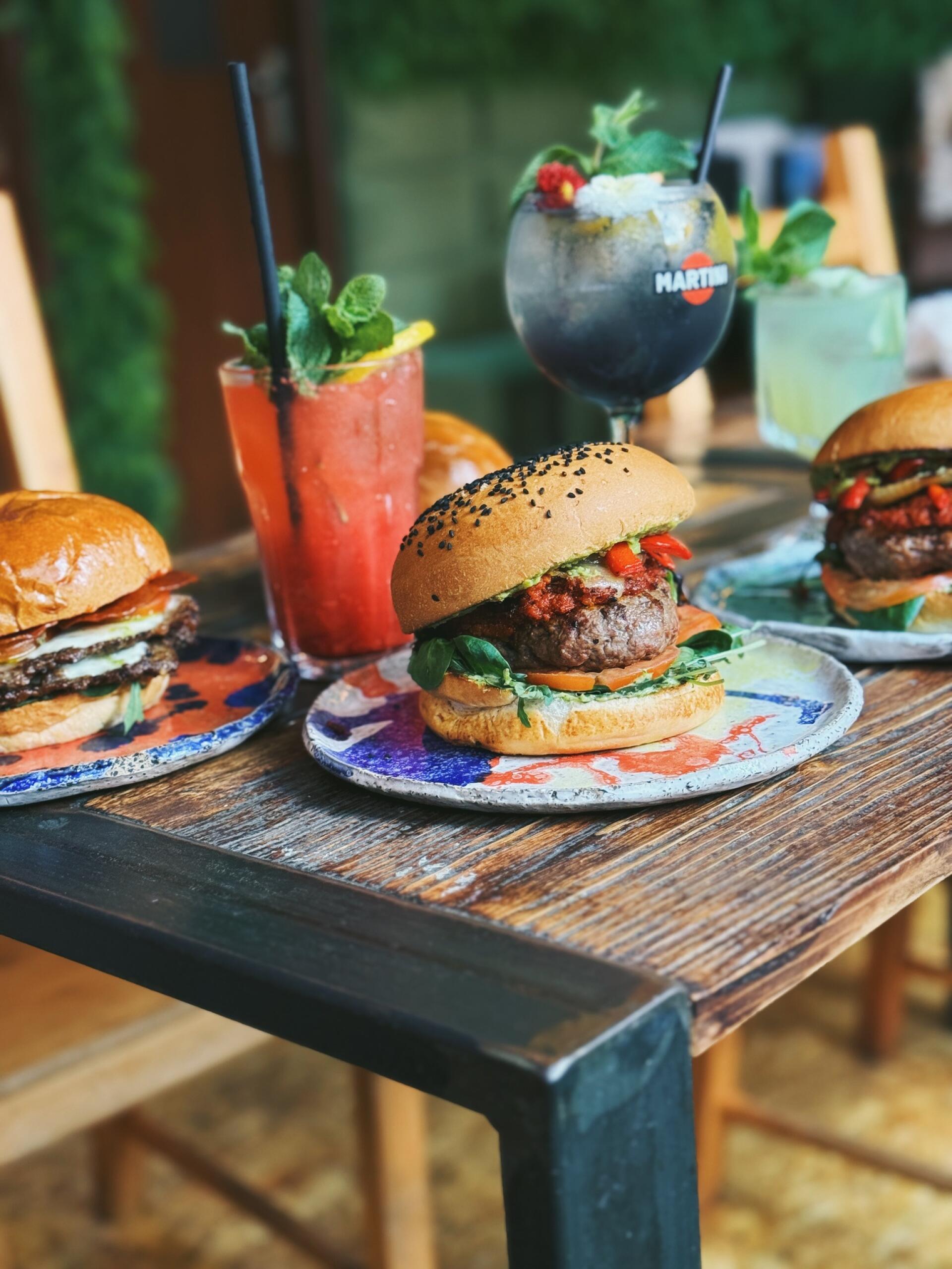 🍽️ Fat Bob Burger, Poznań - booking table online w Zjedz.my