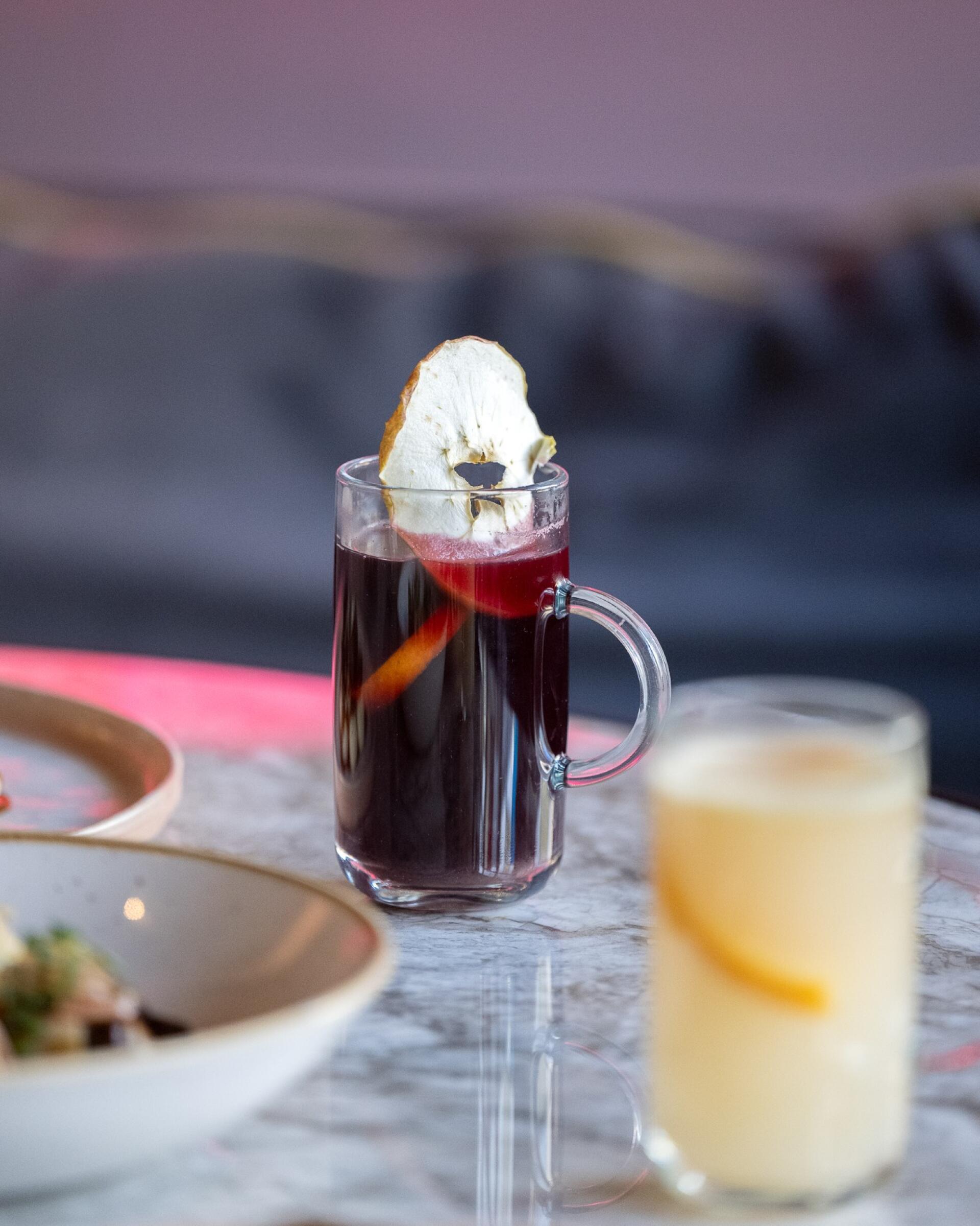 🍽️ Nova Resto Bar, Kraków - booking table online w Zjedz.my