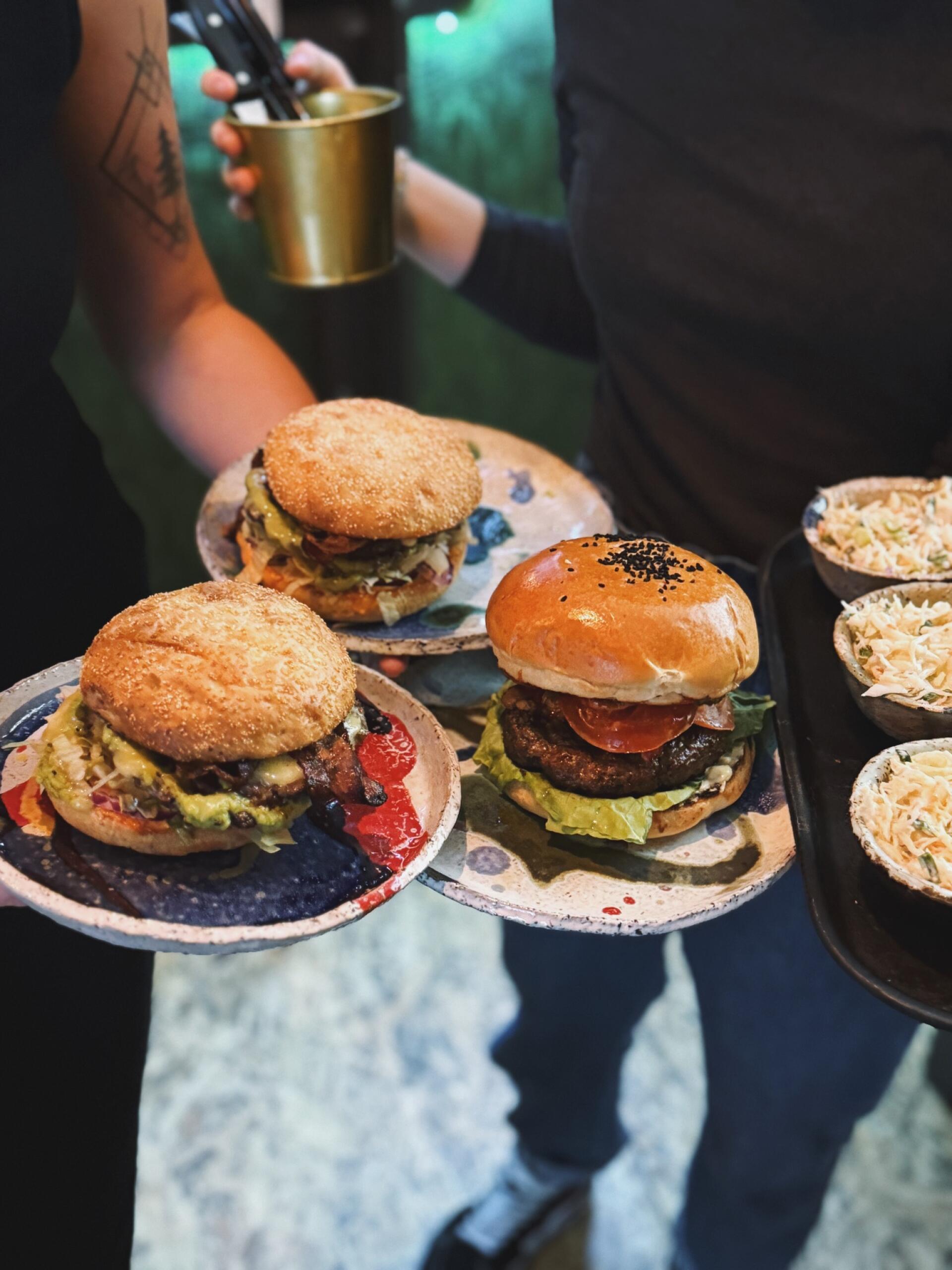 🍽️ Fat Bob Burger, Poznań - booking table online w Zjedz.my