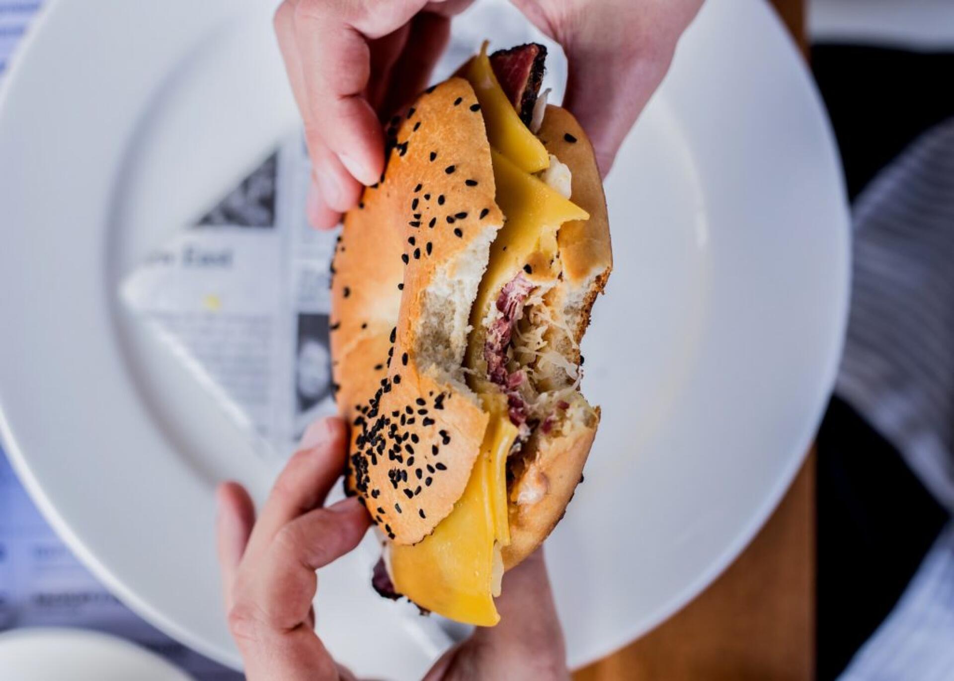 🍽️ Bazaar Bistro, Kraków - booking table online w Zjedz.my