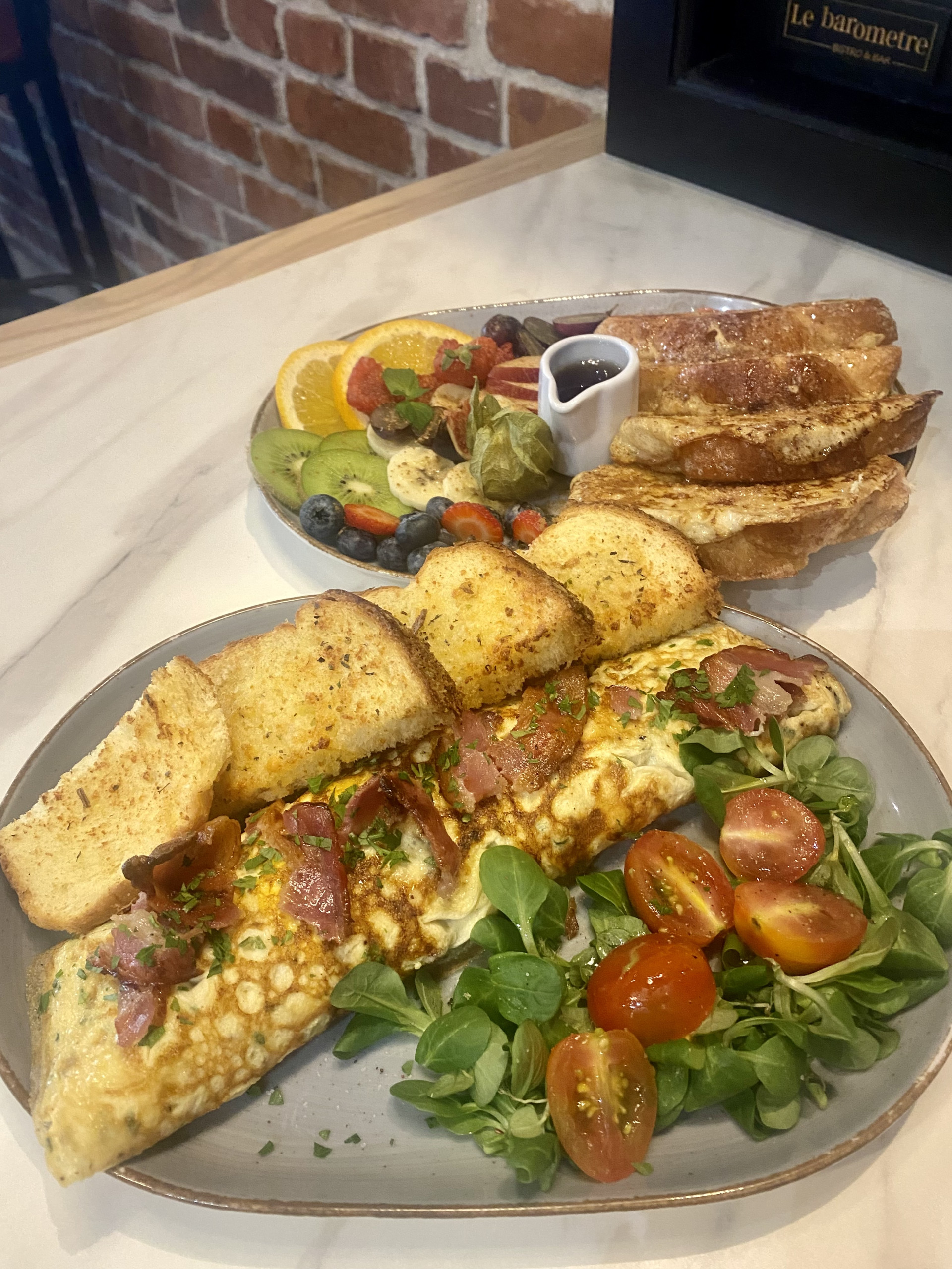 🍽️ Le Barometre Bistro & Bar, Wrocław - booking table online w Zjedz.my