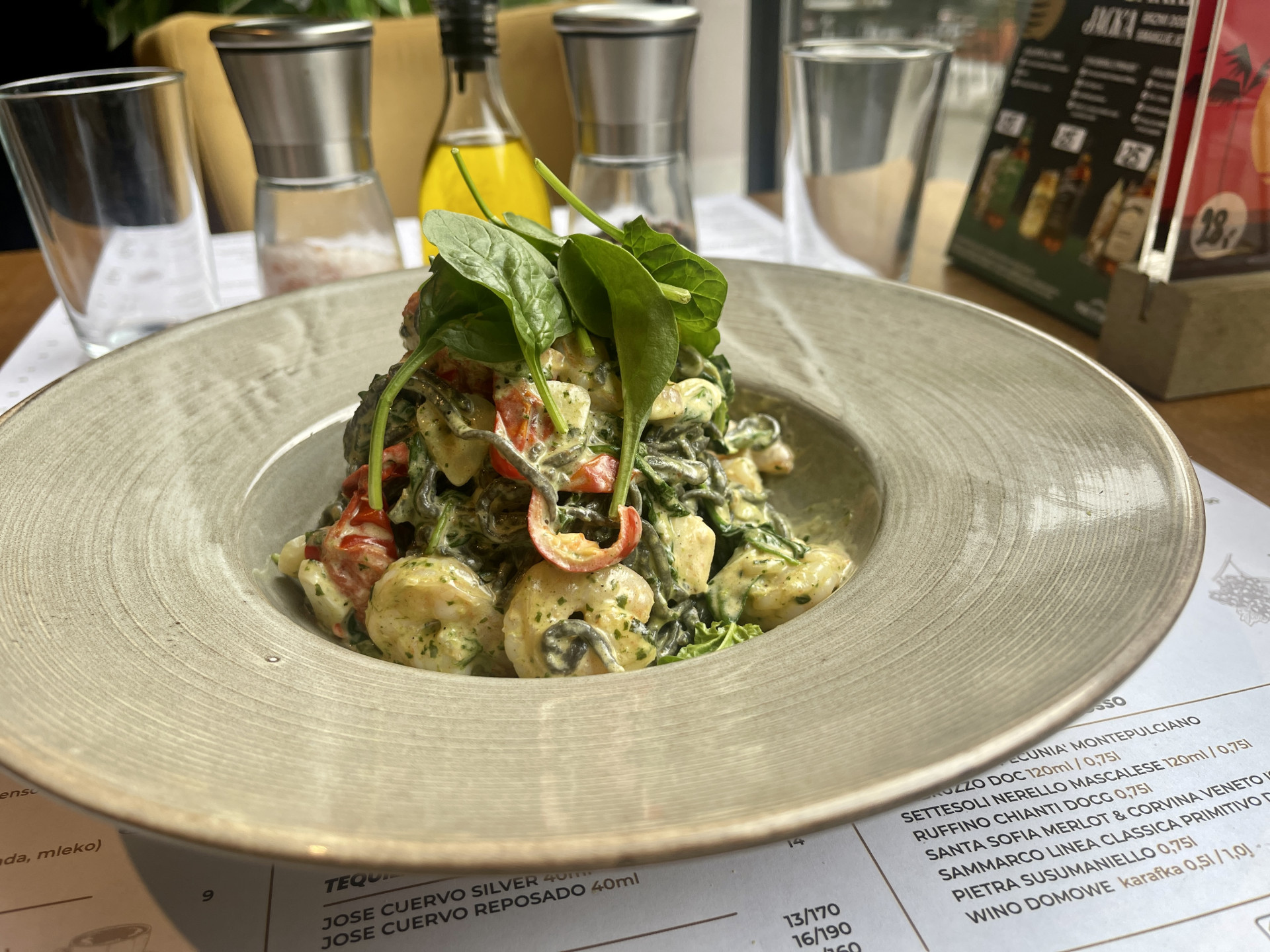 🍽️ NITKA Pasta - Wine & Chill Łódź, Łódź - booking table online w Zjedz.my