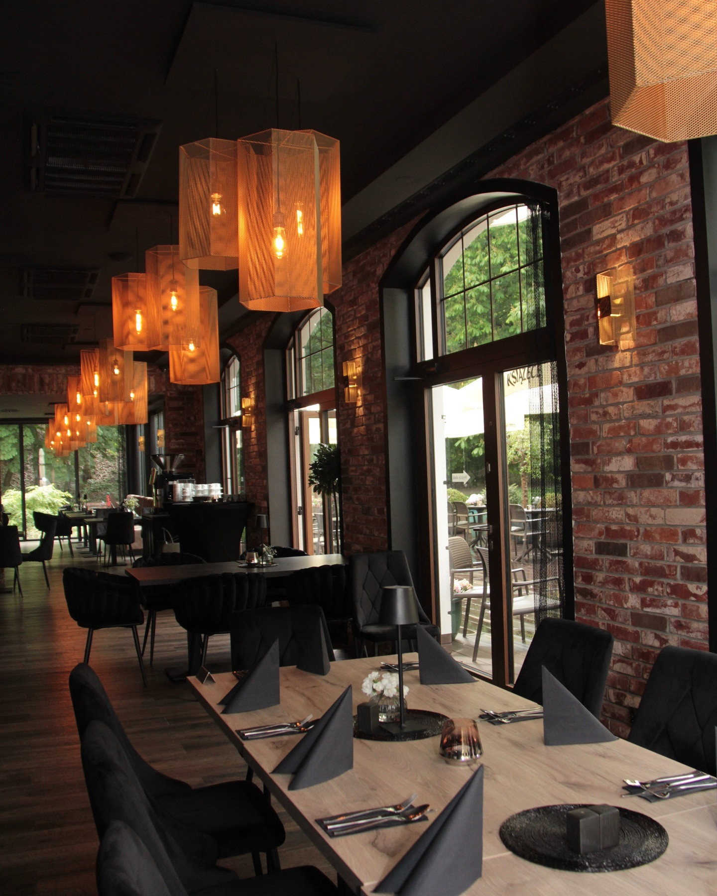 🍽️ Restauracja Si, Szczecin - booking table online w Zjedz.my