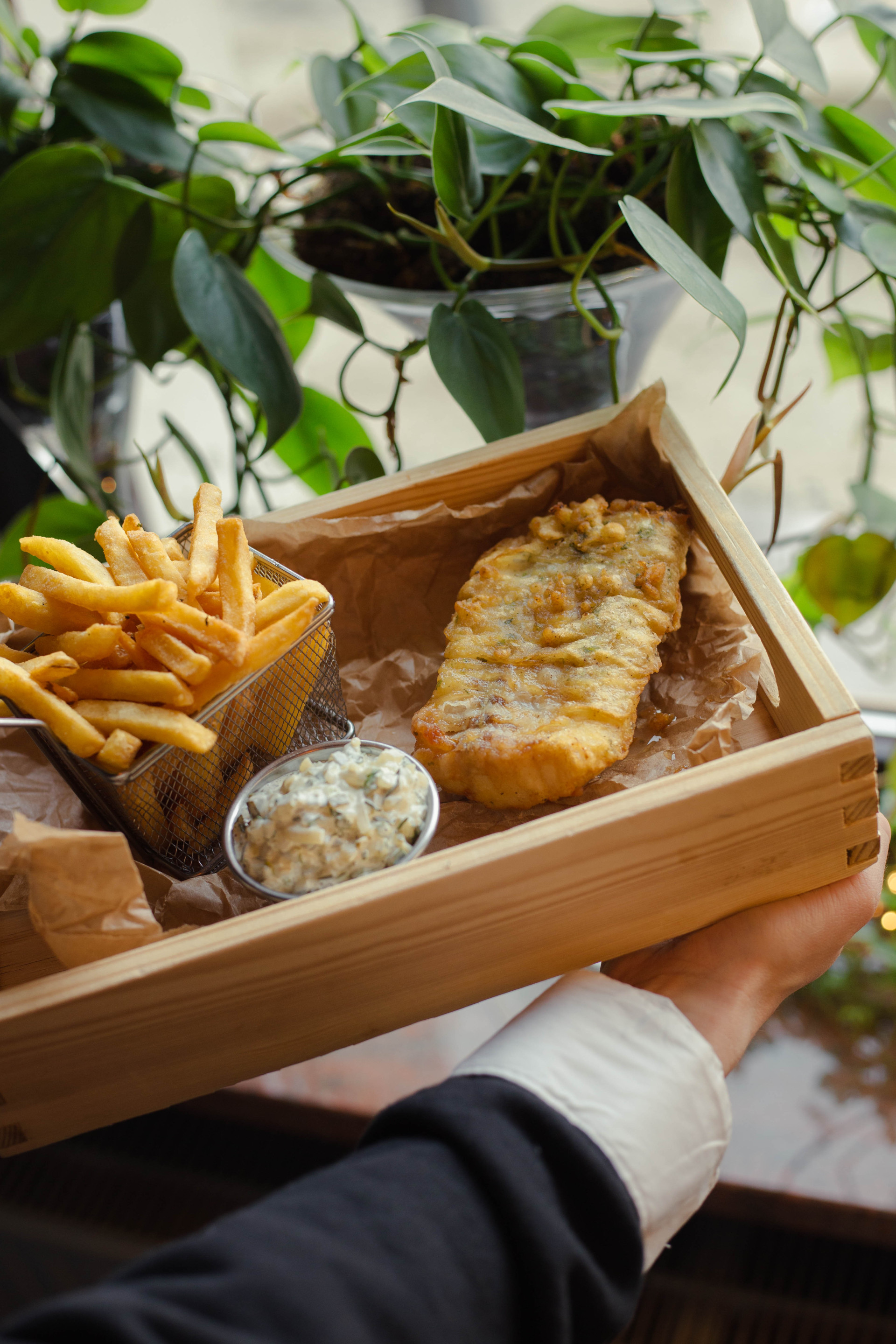 🍽️ Just Friends Poznań - Restauracja | Cocktail bar, Poznań - booking ...