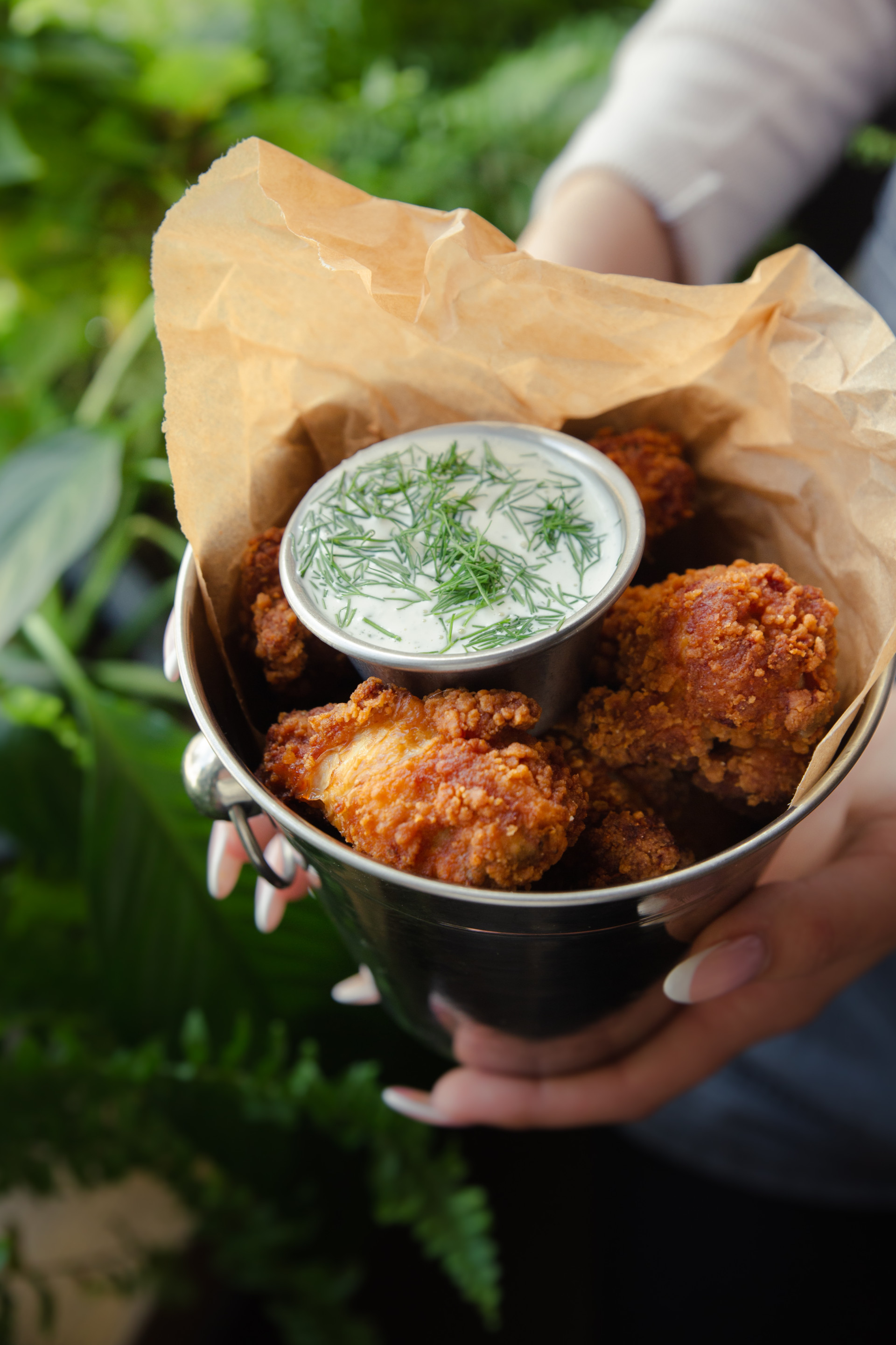 🍽️ Just Friends Poznań - Restauracja | Cocktail bar, Poznań - booking ...