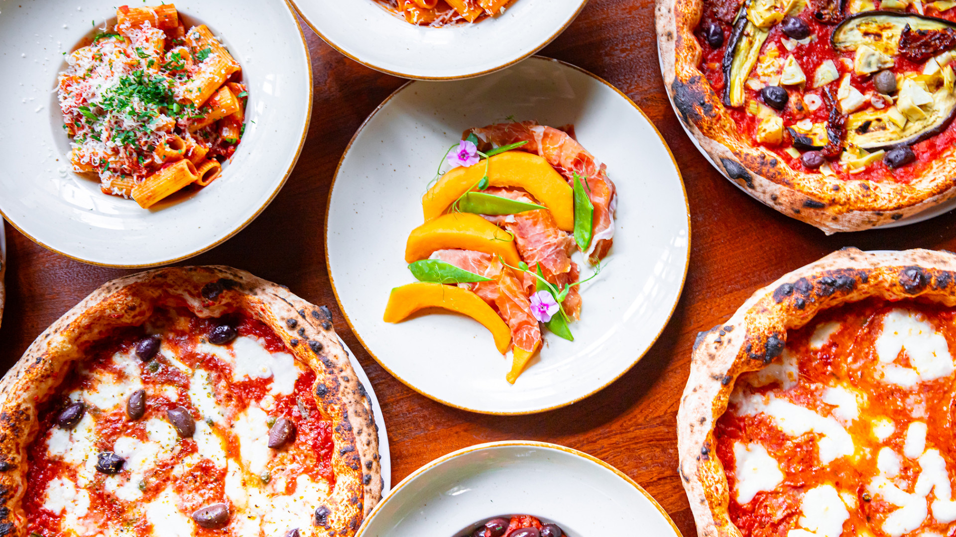 🍽️ VaffaNapoli, Wrocław - booking table online w Zjedz.my